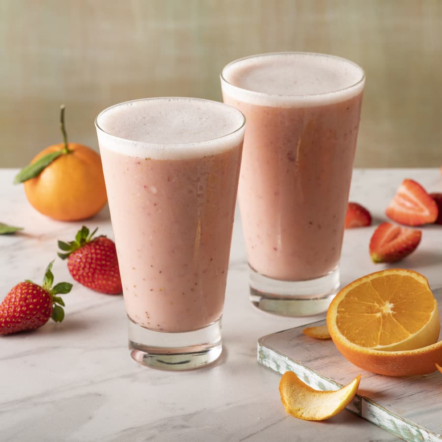 Sunrise Strawberry Orange Smoothie | Blue Diamond