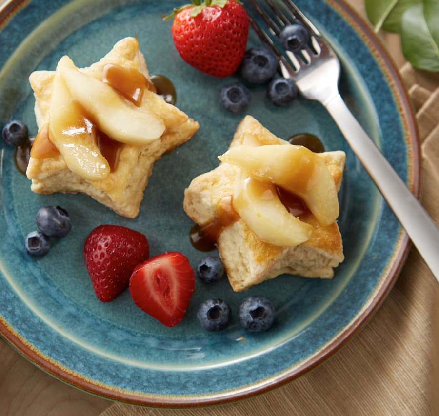 Star Shortcakes with Caramel Pears | Blue Diamond