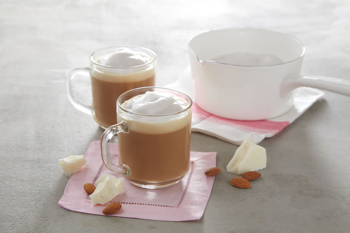 White Chocolate Mocha Recipe | Blue Diamond