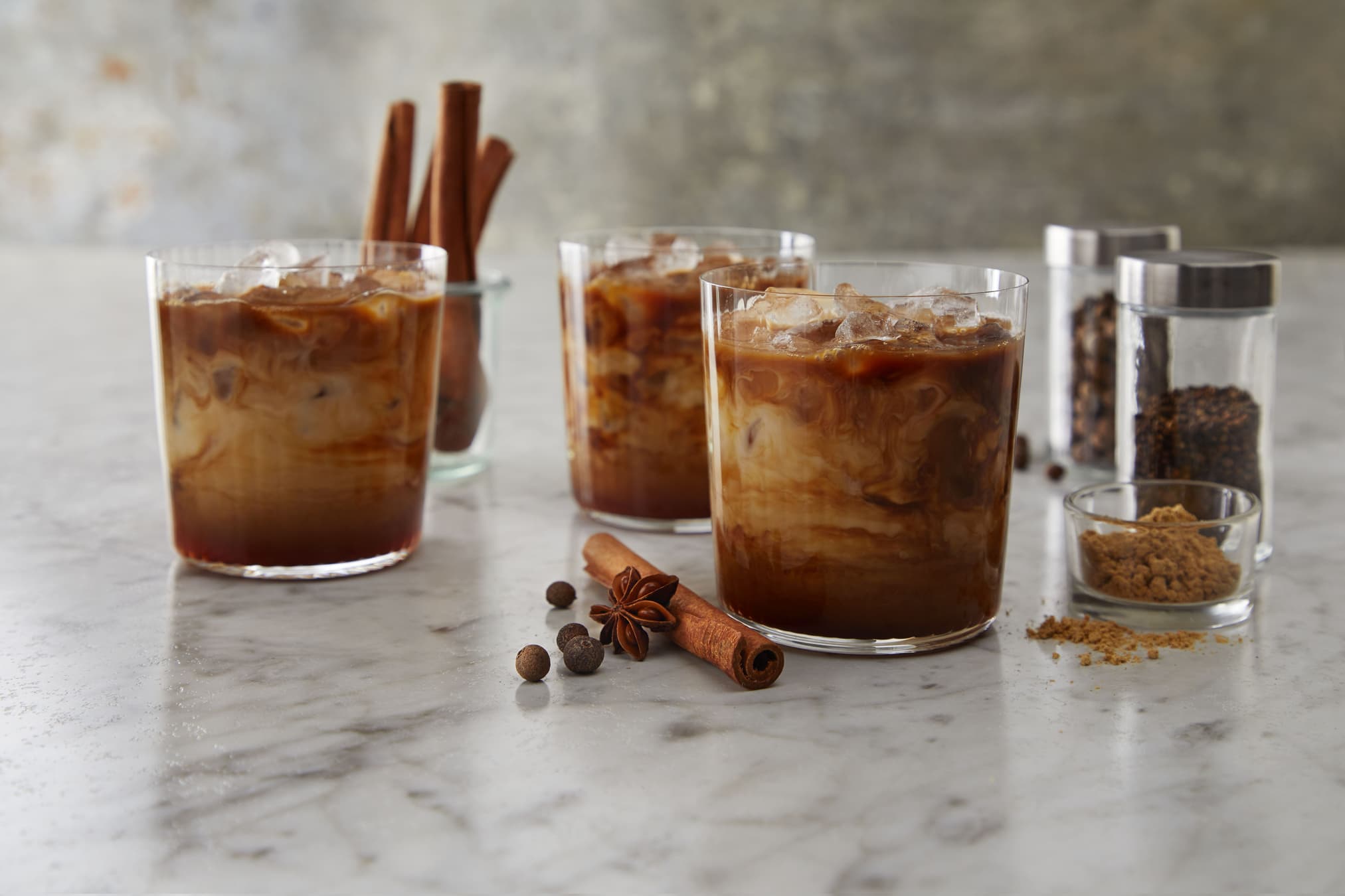 Iced Dirty Chai Latte Recipe | Blue Diamond