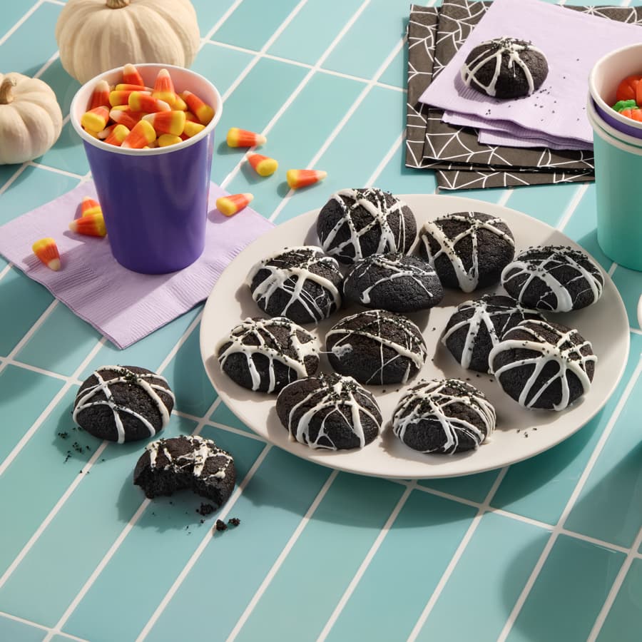 Chocolate Cobweb Cookies | Blue Diamond