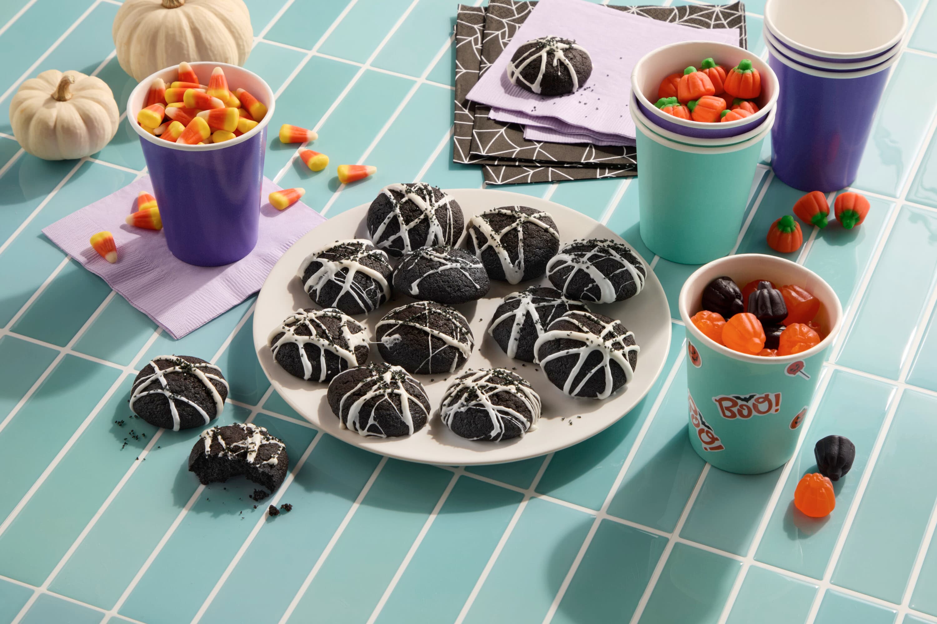 Chocolate Cobweb Cookies | Blue Diamond